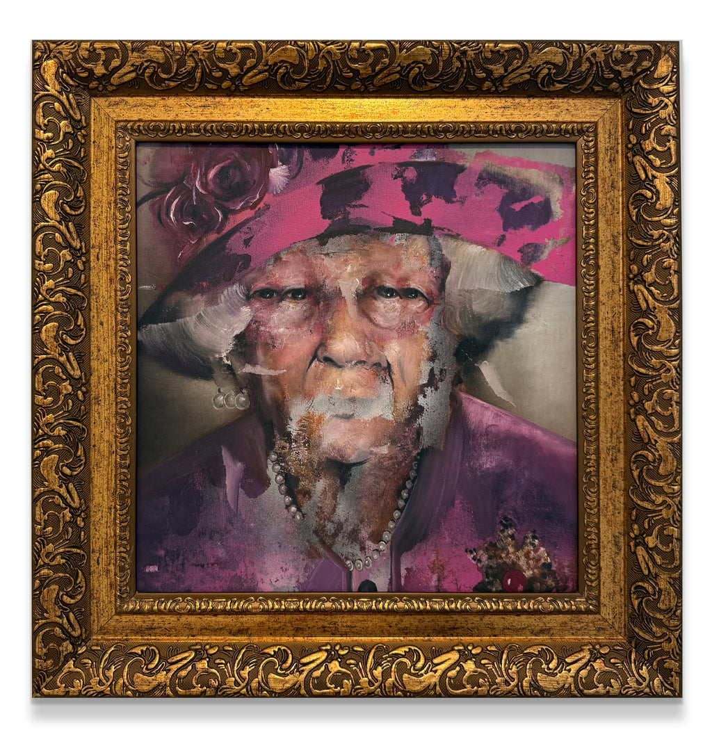 The Queen – Avant Gallery
